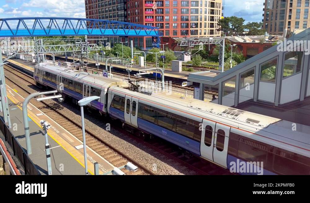 Elizabeth Line at London Underground - LONDON, UK - JUNE 9, 2022 Stock ...
