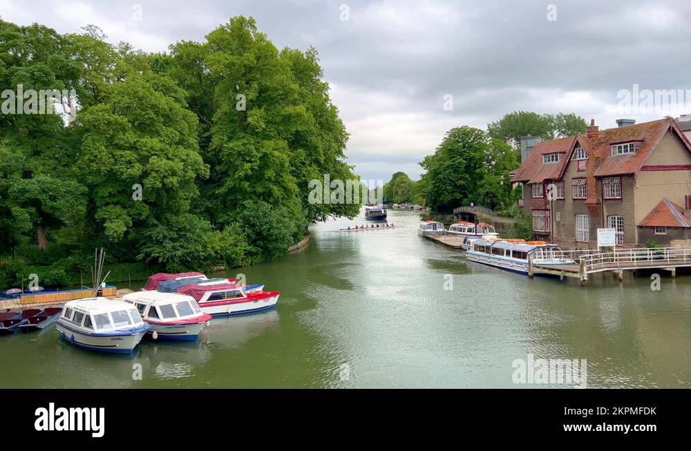 Traditional oxford view Stock Videos & Footage - HD and 4K Video Clips ...