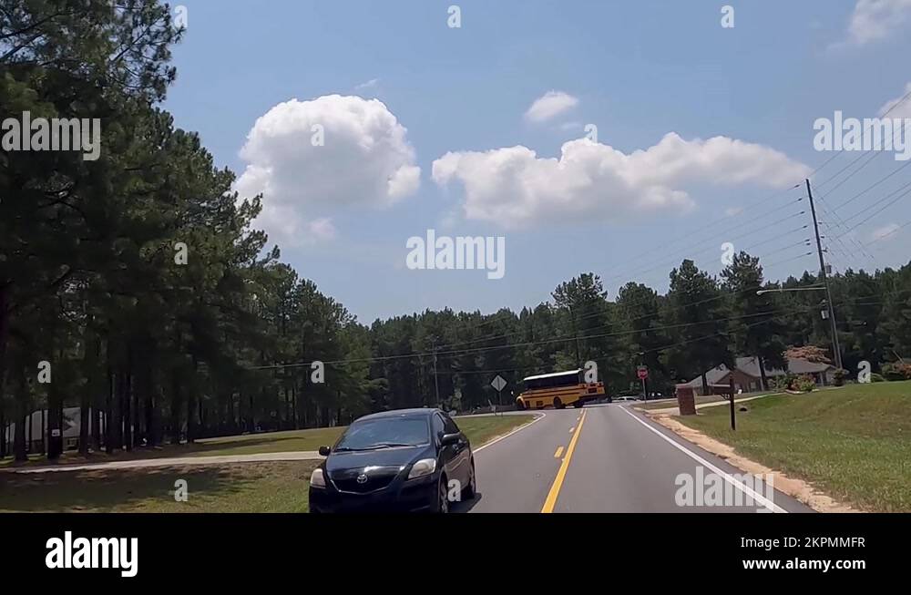 Bus turning on road Stock Videos & Footage - HD and 4K Video Clips - Alamy