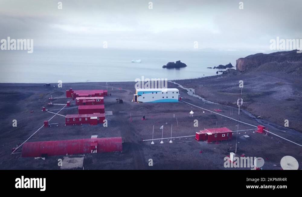 Frozen construction Stock Videos & Footage - HD and 4K Video Clips - Alamy