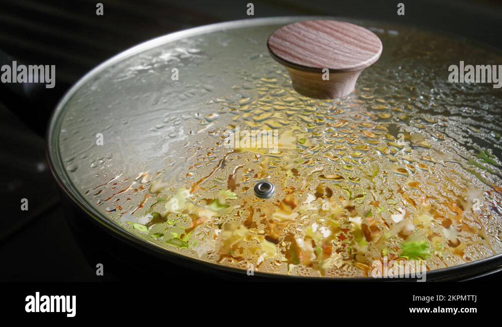 Cooking food pan Stock Videos & Footage - HD and 4K Video Clips - Alamy