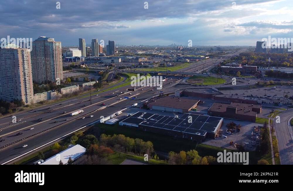 Toronto ontario highway 401 rush Stock Videos & Footage - HD and 4K ...