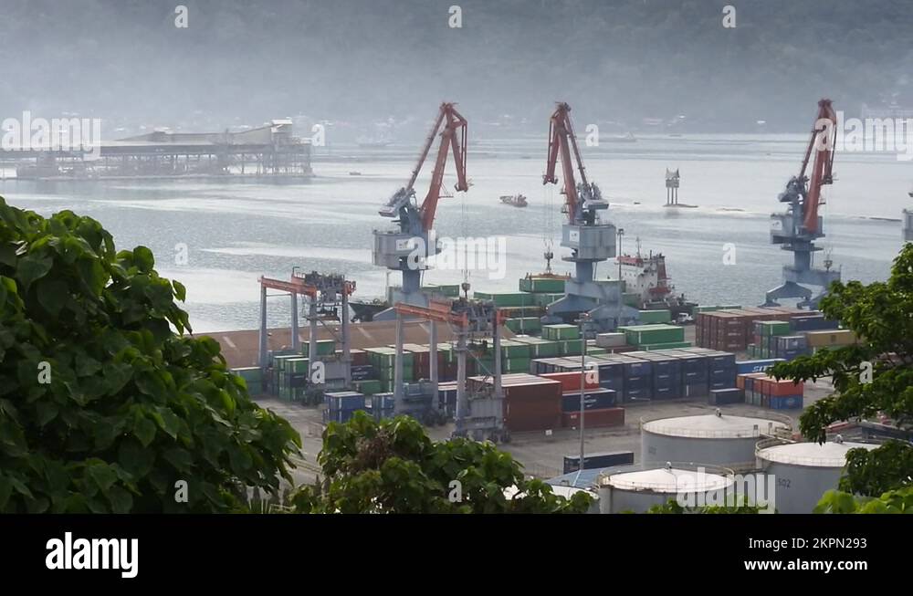 Padang sumatra port Stock Videos & Footage - HD and 4K Video Clips - Alamy