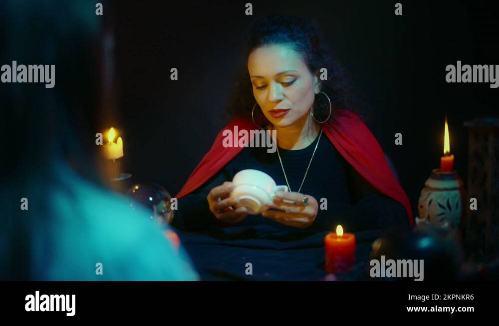 Oracle reading Stock Videos & Footage - HD and 4K Video Clips - Alamy