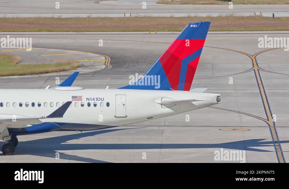 Delta airlines plane tail Stock Videos & Footage - HD and 4K Video ...