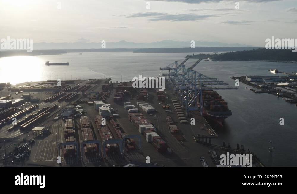 Intermodal terminal Stock Videos & Footage - HD and 4K Video Clips - Alamy