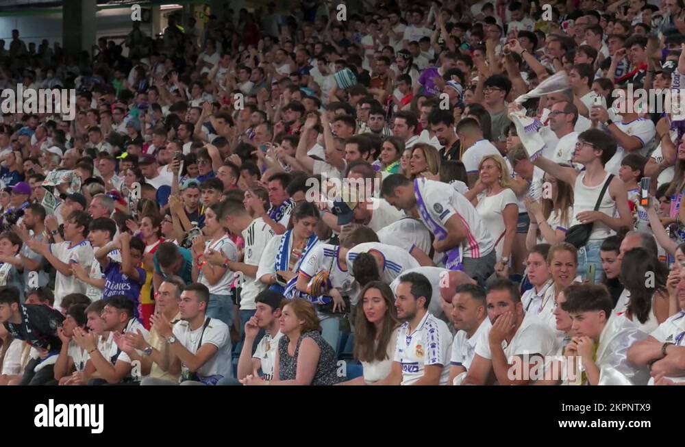 Fans real madrid cheer team Stock Videos & Footage - HD and 4K Video ...