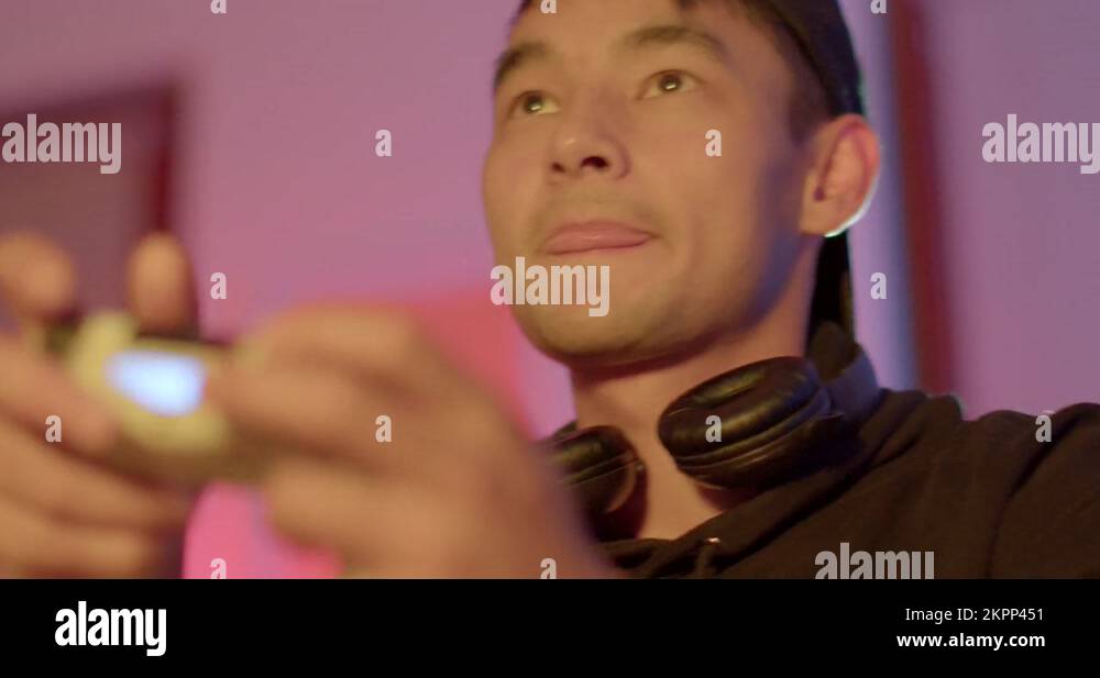 Korean character Stock Videos & Footage - HD and 4K Video Clips - Alamy