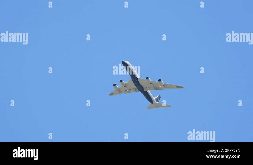 Rare plane Stock Videos & Footage - HD and 4K Video Clips - Alamy