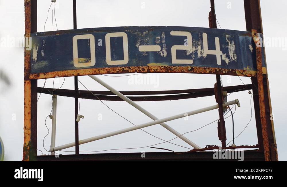 Rusted sign Stock Videos & Footage - HD and 4K Video Clips - Alamy