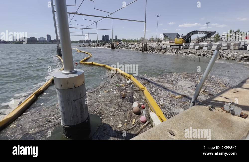 Floating debris Stock Videos & Footage - HD and 4K Video Clips - Alamy
