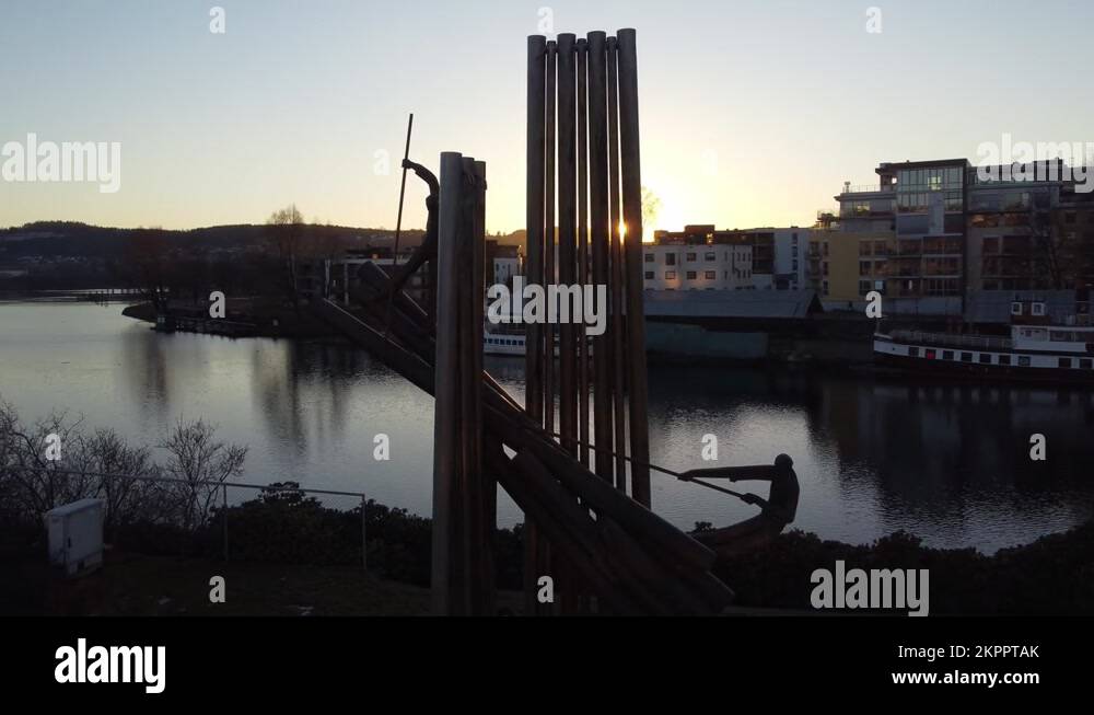 Timber monument Stock Videos & Footage - HD and 4K Video Clips - Alamy