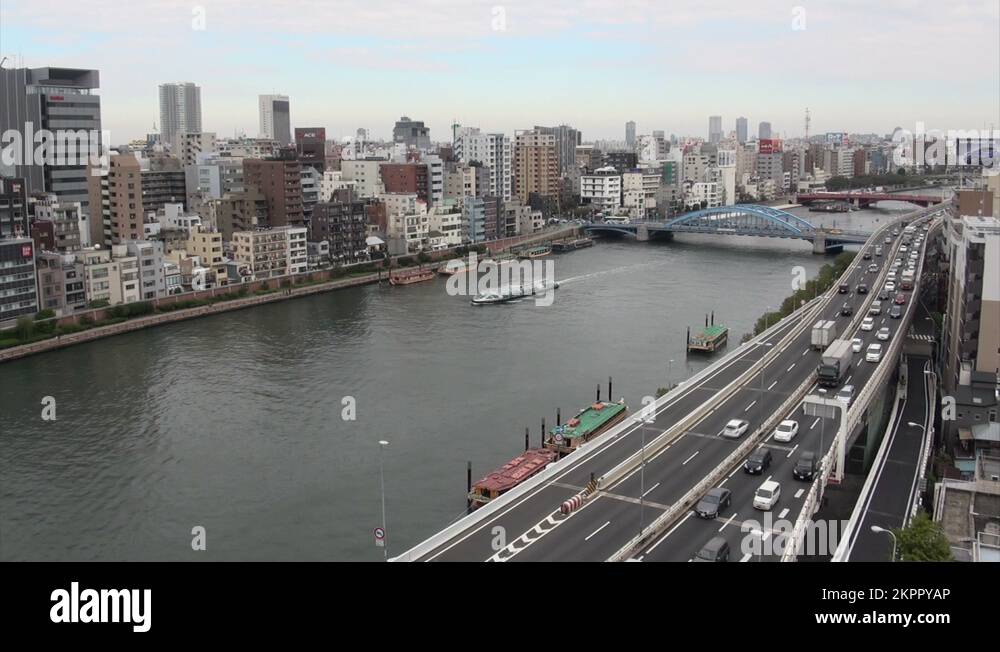 Congested tourist Stock Videos & Footage - HD and 4K Video Clips - Alamy