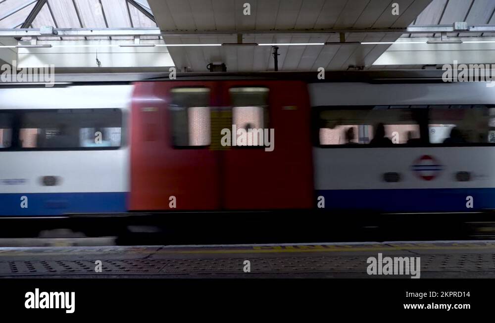 Southbound train platform Stock Videos & Footage - HD and 4K Video ...
