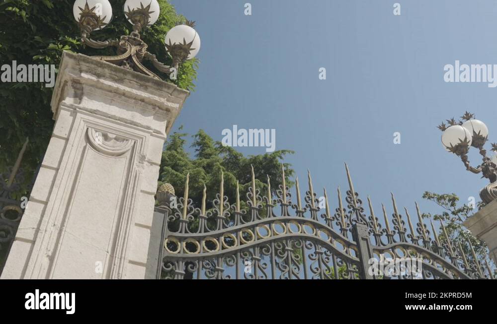 Sharp fence top Stock Videos & Footage - HD and 4K Video Clips - Alamy