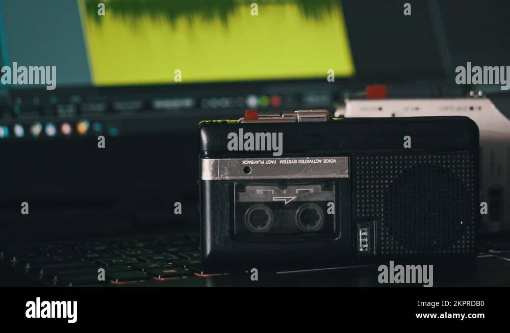 Mini tape recorder Stock Videos & Footage - HD and 4K Video Clips - Alamy