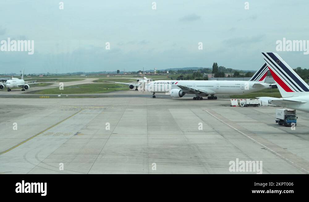 Airfrance jet Stock Videos & Footage - HD and 4K Video Clips - Alamy