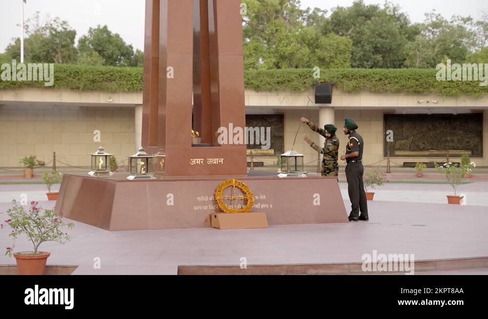 Indian Armed Forces Ignited The Eternal Flame Of The Amar Jawan Jyoti ...