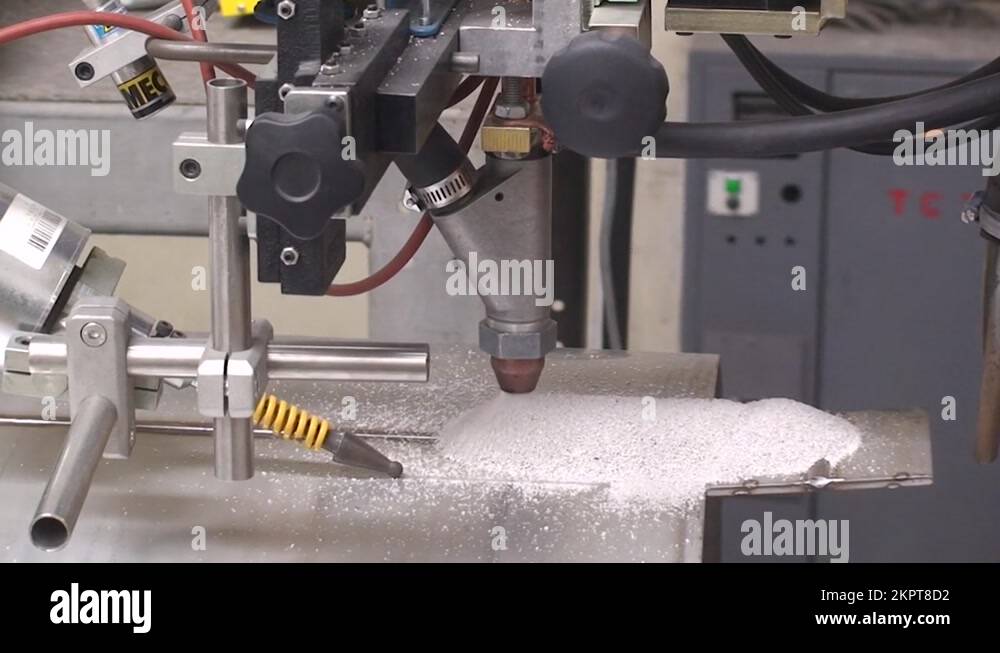 Welding layer Stock Videos & Footage - HD and 4K Video Clips - Alamy