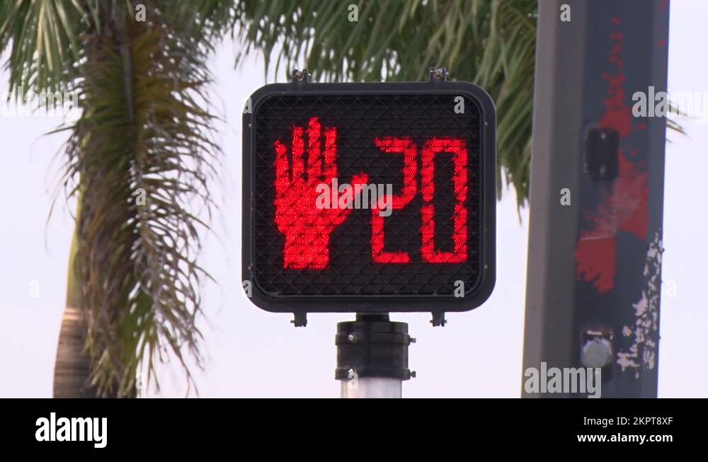 Dont walk countdown Stock Videos & Footage - HD and 4K Video Clips - Alamy