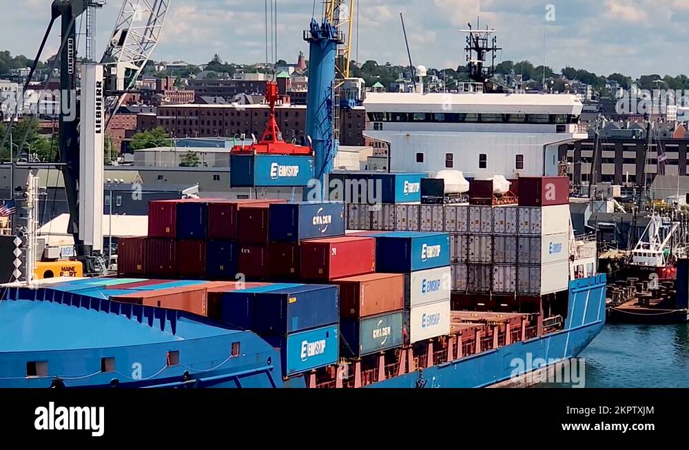Shipping container being loaded Stock Videos & Footage - HD and 4K ...