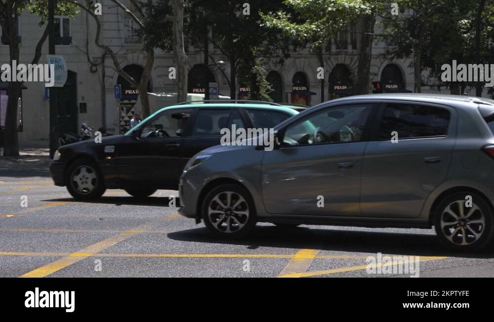 Everyday driving Stock Videos & Footage - HD and 4K Video Clips - Alamy