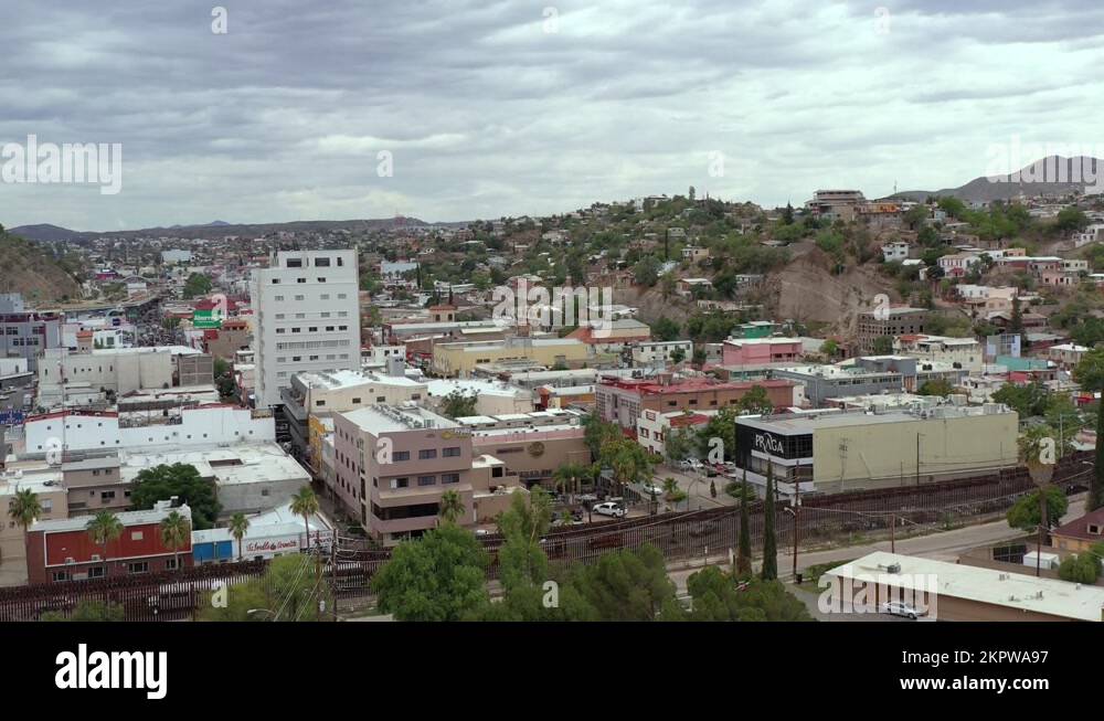 Nogales border crossing Stock Videos & Footage - HD and 4K Video Clips ...