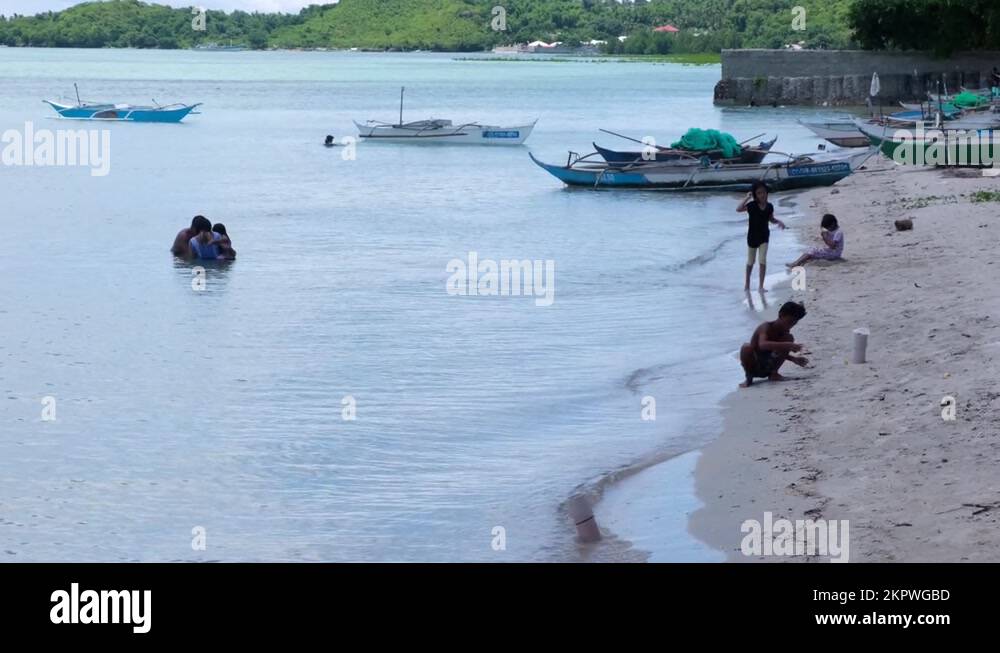Cebu kids Stock Videos & Footage - HD and 4K Video Clips - Alamy