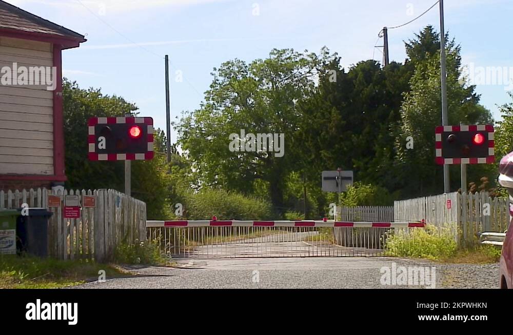 Red stop sign train uk Stock Videos & Footage - HD and 4K Video Clips ...