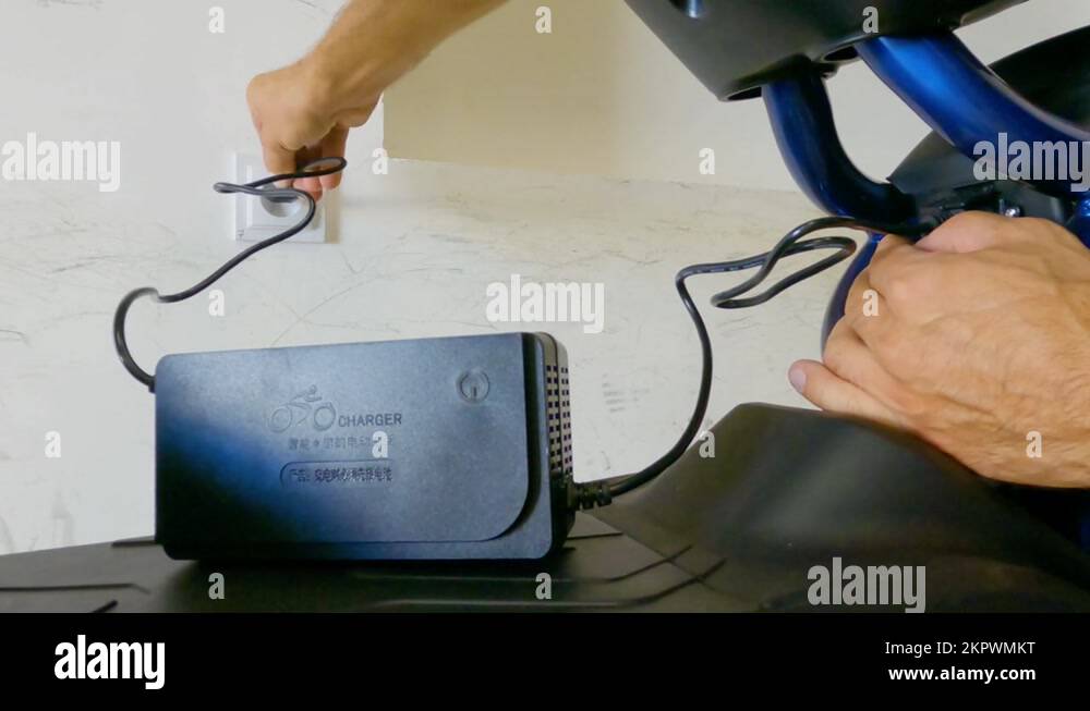 Connection charge Stock Videos & Footage - HD and 4K Video Clips - Alamy