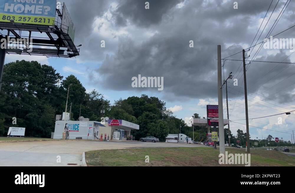 Street corner hi Stock Videos & Footage - HD and 4K Video Clips - Alamy