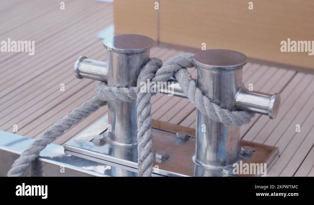 Boat rope knot Stock Videos & Footage - HD and 4K Video Clips - Alamy