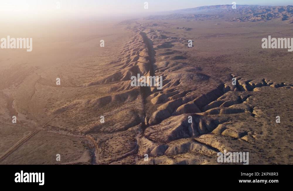 Fault tectonics Stock Videos & Footage - HD and 4K Video Clips - Alamy