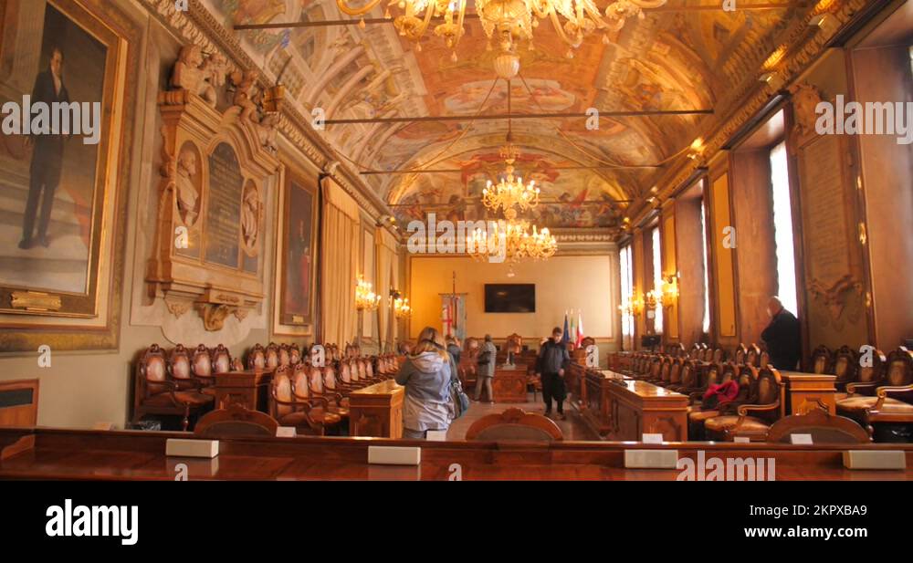 Council chamber room Stock Videos & Footage - HD and 4K Video Clips - Alamy