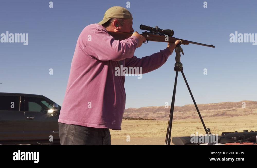 Steel rifle target Stock Videos & Footage - HD and 4K Video Clips - Alamy