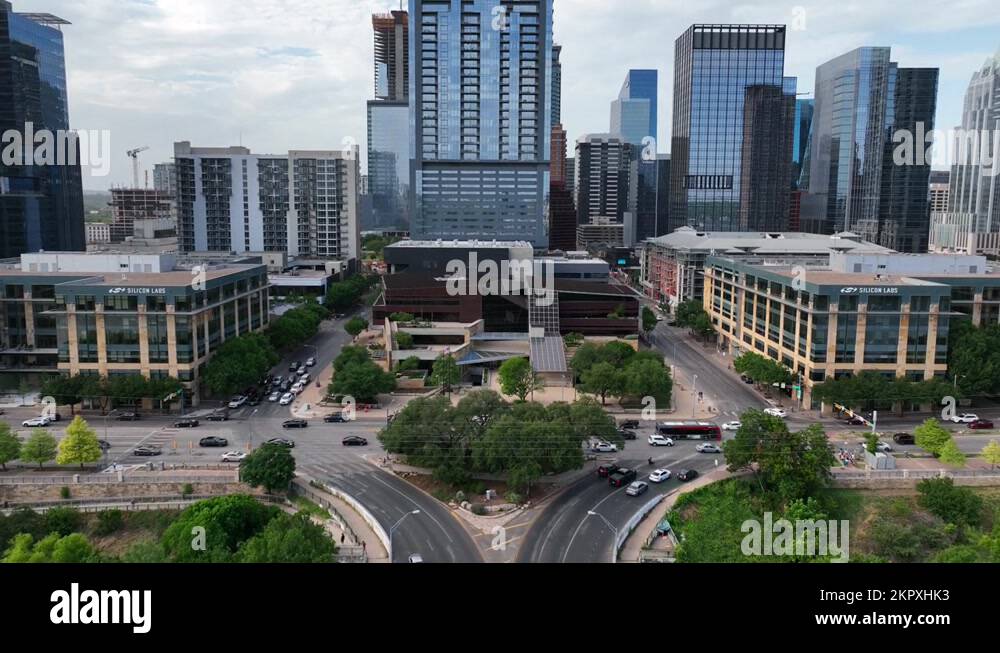 Rising aerial shot of traffic in Austin, Texas. Urban planning and ...