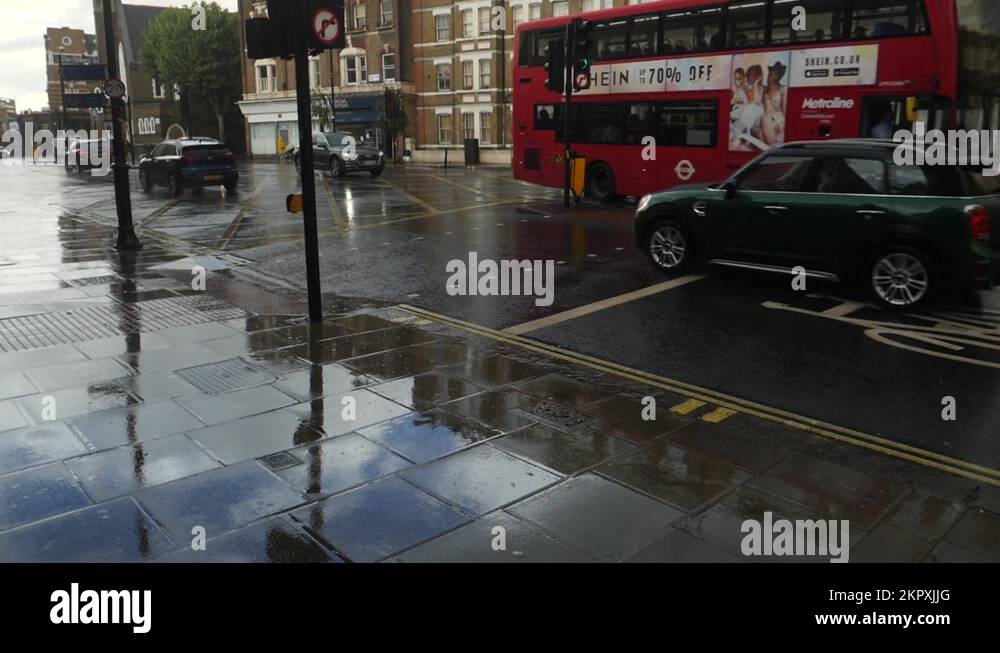 Bus traffic rain Stock Videos & Footage - HD and 4K Video Clips - Alamy