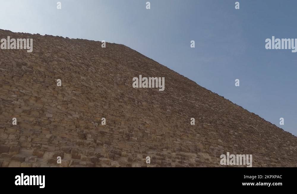 The pyramid of khufu with camels Stock Videos & Footage - HD and 4K Video Clips - Alamy