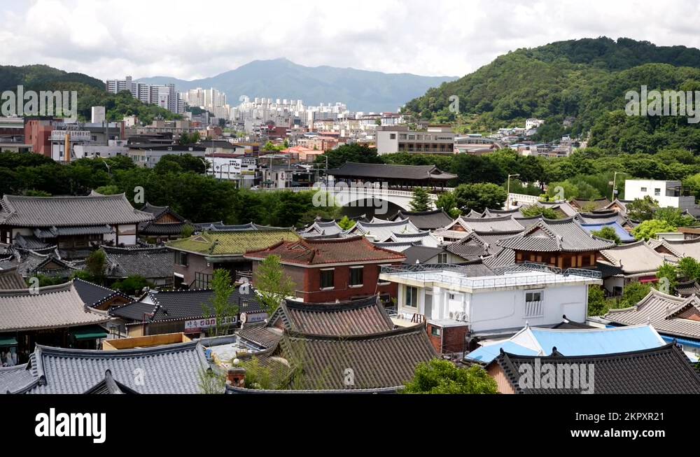 Traditional hanok village Stock Videos & Footage - HD and 4K Video ...