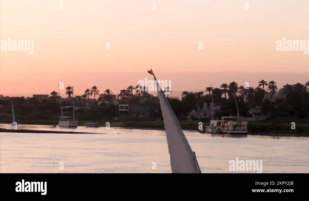 Nile river luxor Stock Videos & Footage - HD and 4K Video Clips - Alamy