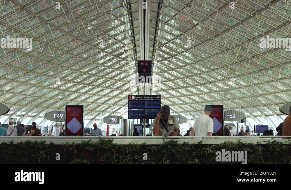 Terminal gates charles de gaulle Stock Videos & Footage - HD and 4K ...