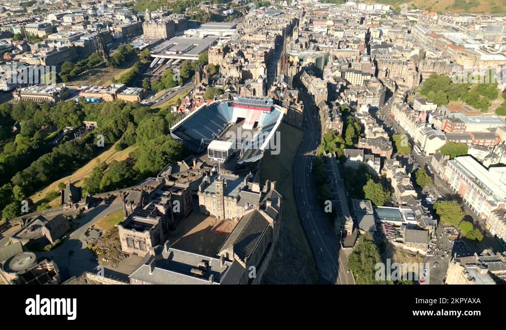 Edinburgh concert Stock Videos & Footage - HD and 4K Video Clips - Alamy