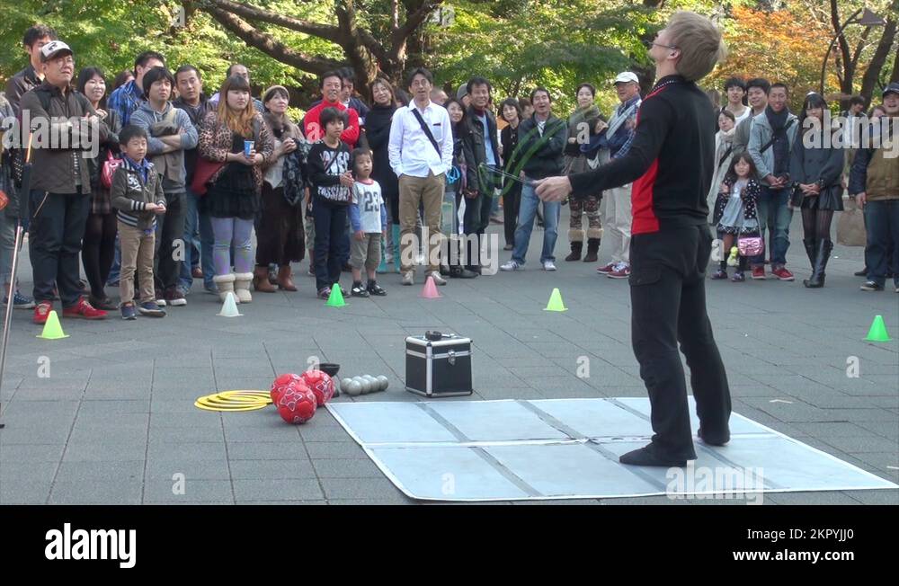Where to see street performance tokyo Stock Videos & Footage - HD and ...