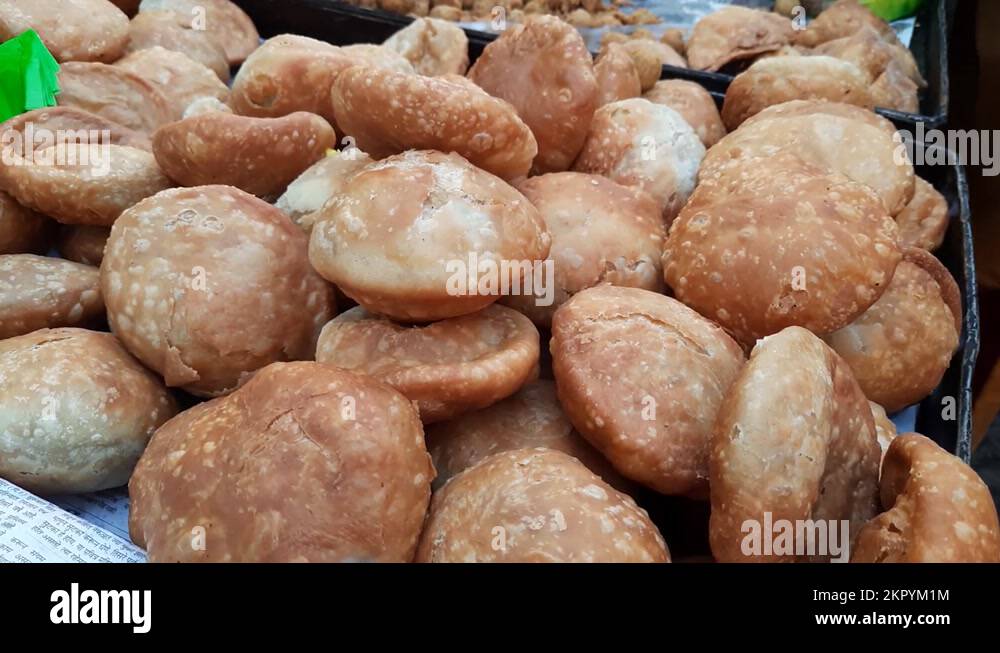 Pakistani samosa Stock Videos & Footage - HD and 4K Video Clips - Alamy