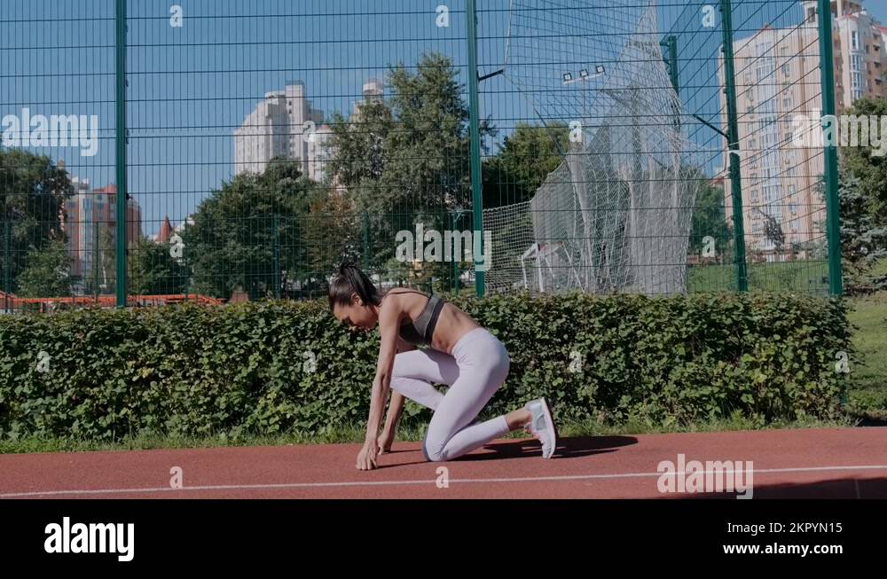Female sprinter ready Stock Videos & Footage - HD and 4K Video Clips ...