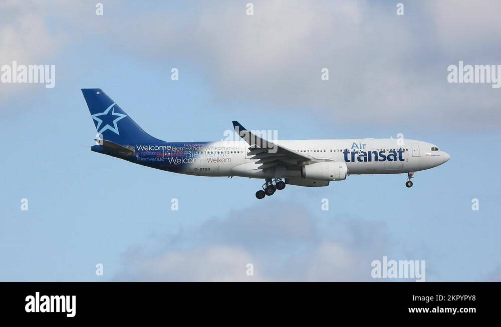 An Air Transat Airbus A 330 arriving for landing in Toronto Pearson ...