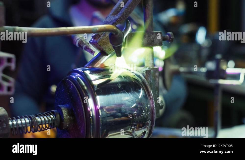 Green fire of welding pipe ,Fire caused by pipe welding,Green Stock ...