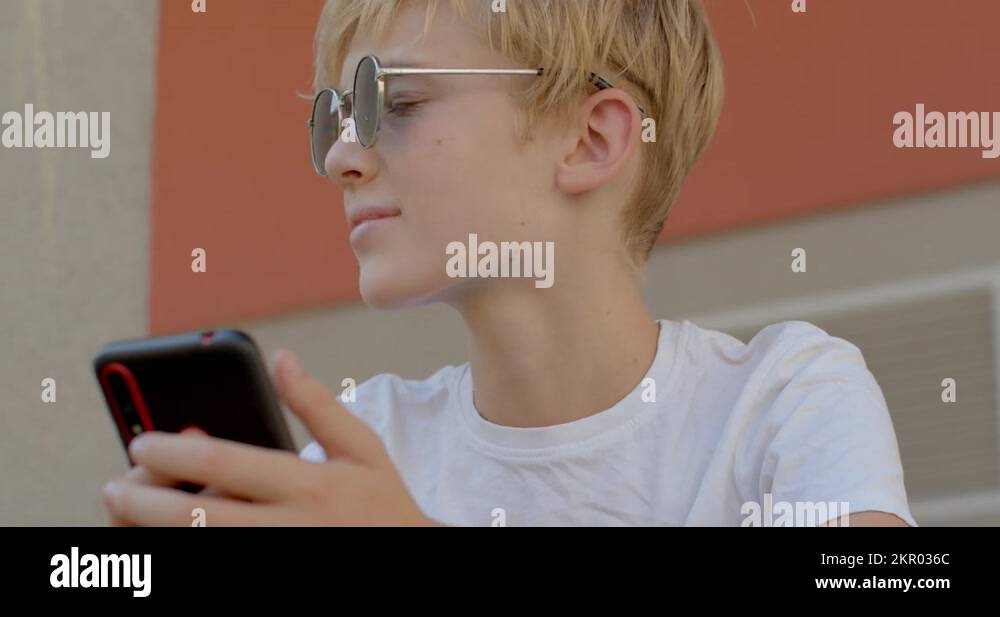 Pass time activities Stock Videos & Footage - HD and 4K Video Clips - Alamy