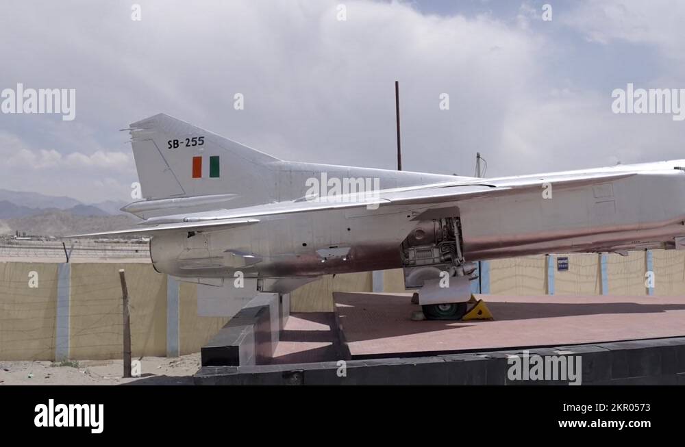 Sb service Stock Videos & Footage - HD and 4K Video Clips - Alamy