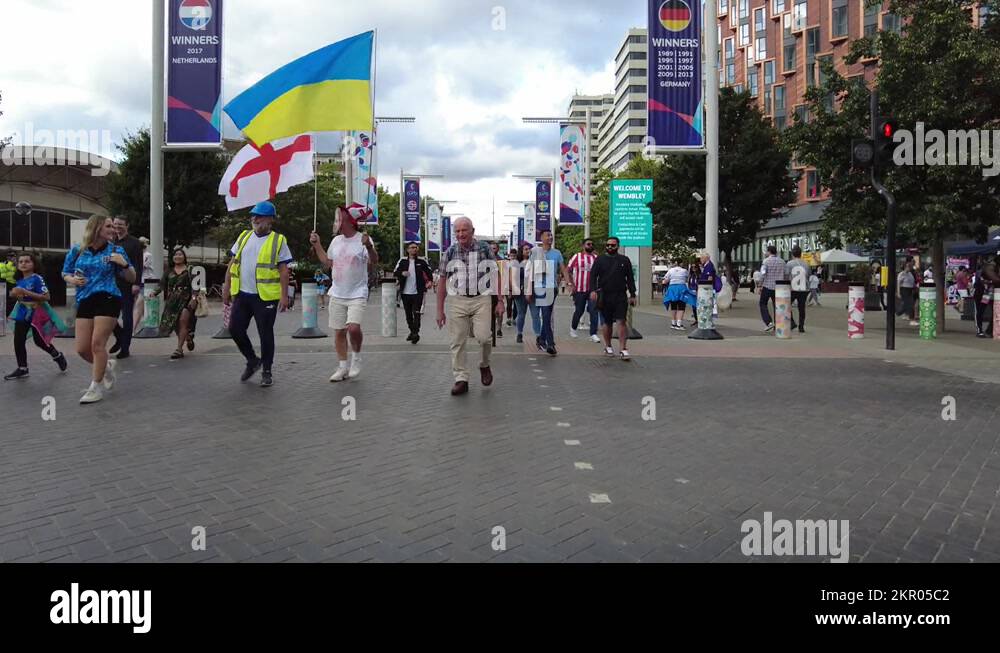 Women football england fans Stock Videos & Footage - HD and 4K Video ...